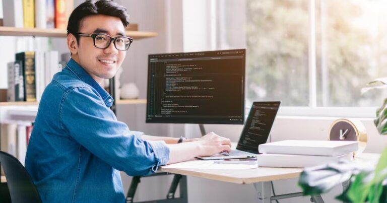 Full Stack Developer: Definisi & Peran - ToffeeDev