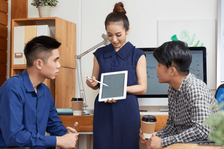 7 Cara Pitching Produk untuk Promosi Produk - ToffeeDev